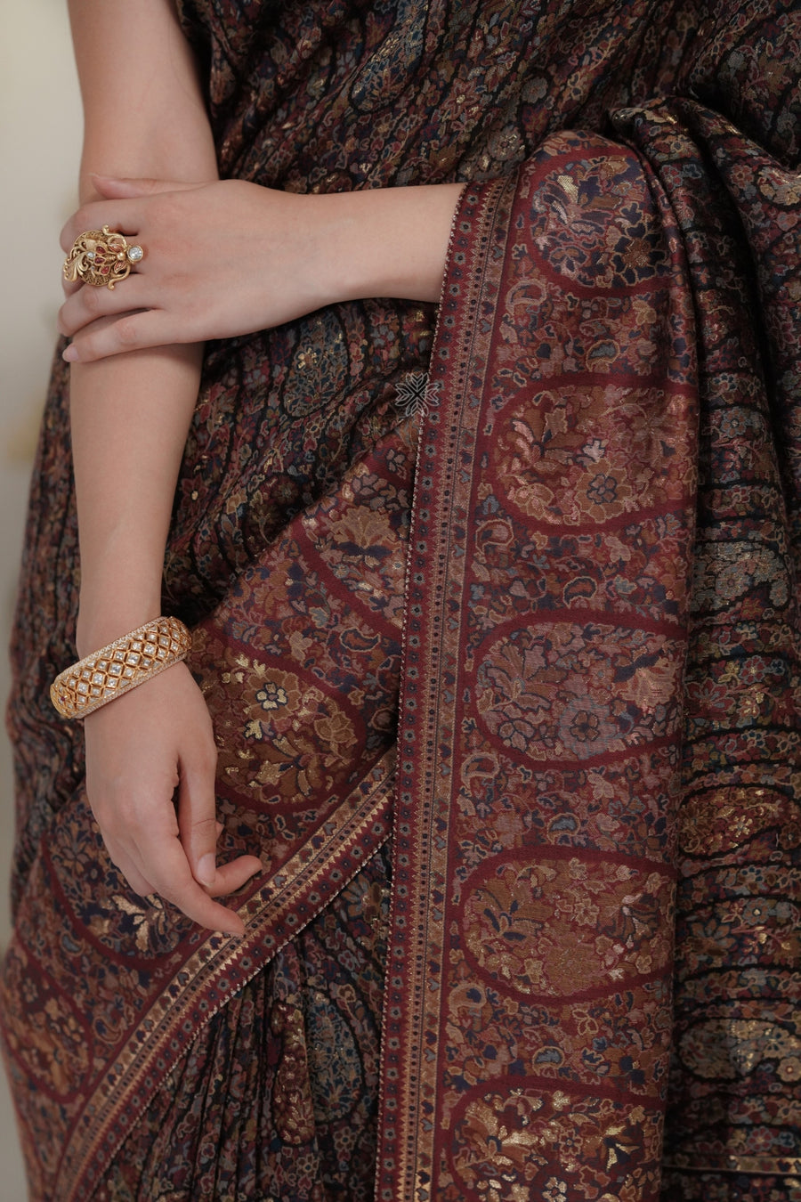 Smoky Black Kani Jamawar Silk Saree– Imperial Weaves